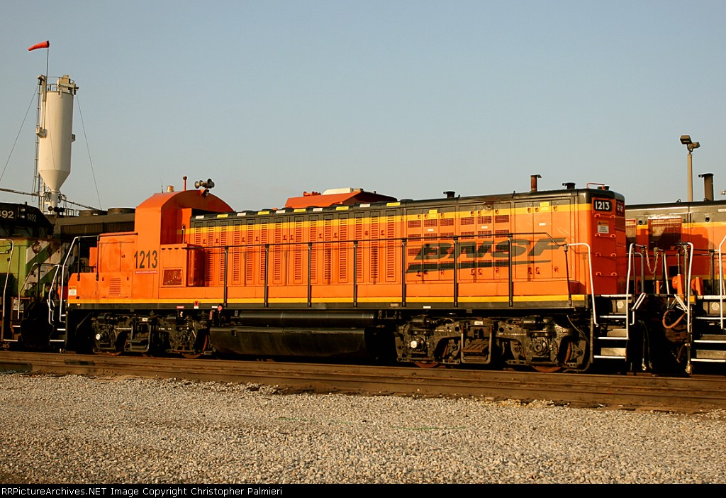 BNSF 1213
